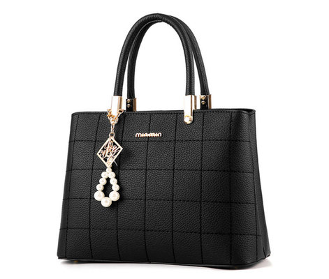 China Square Shape Leather Shoulder Handbags , Soft Leather Shoulder Bags For Womens  supplier