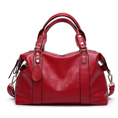 China Red Ladies Real Leather Handbags 38*29*13 Cm Adjustable Shoulder Strap supplier