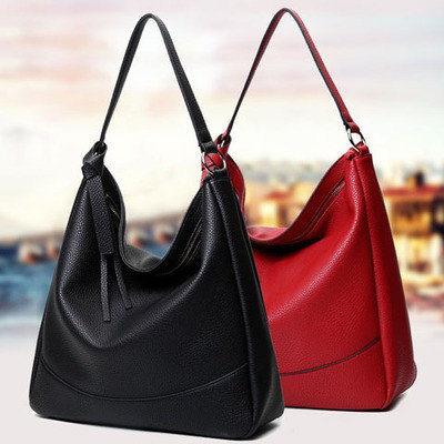 China Custom Black Leather Shoulder Handbags Cotton Lining Zinc Alloy Hardware supplier